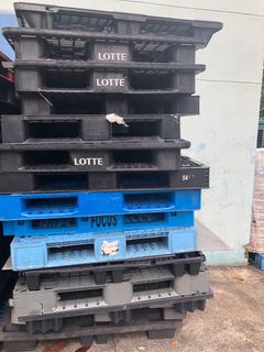 Plastic pallet 110 x 110cm, Furniture & Home Living, Outdoor Furniture ...