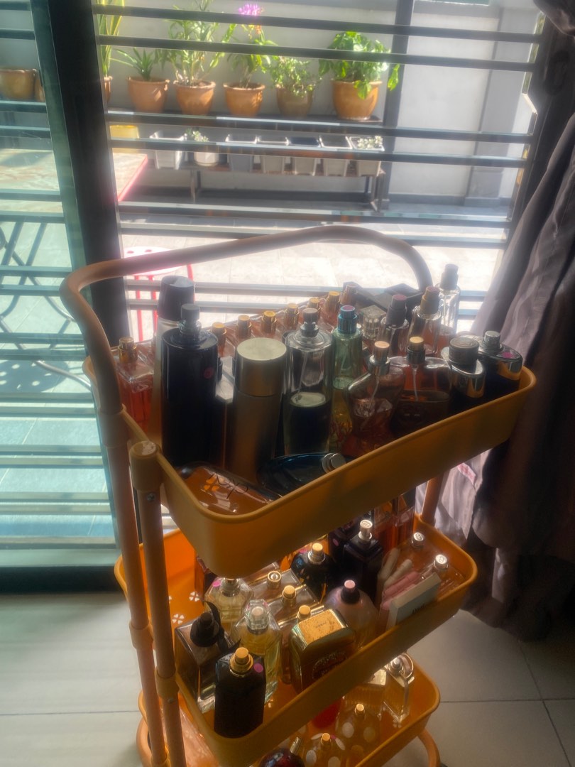 Sample rm10 ++, Announcements on Carousell