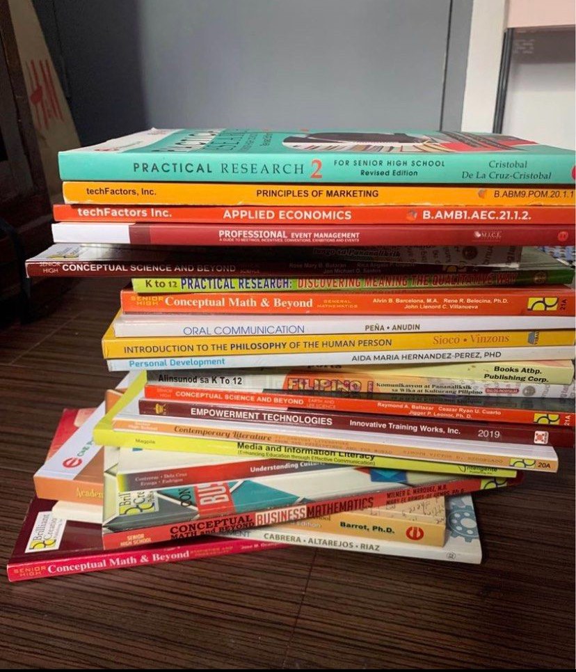 SHS ABM BOOKS, Hobbies & Toys, Books & Magazines, Textbooks on Carousell