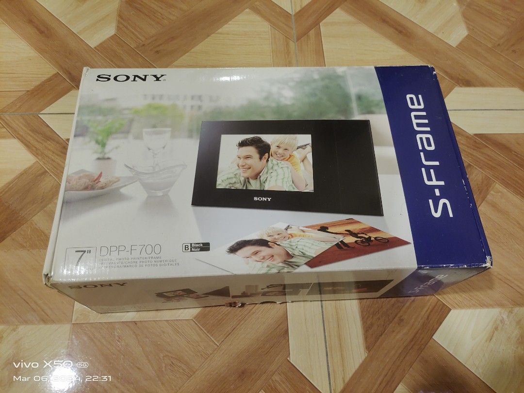Sony digital photo printer/frame, Photography, Photography Accessories ...