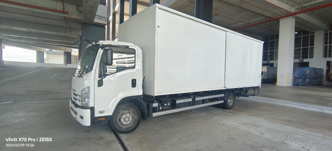 24ft Lorry with Canopy (Tailgate) Adhoc/Delivery/Logistic 84212868 on ...