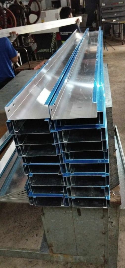ALUMINUM CABLE TRAY, Commercial & Industrial, Construction & Building ...
