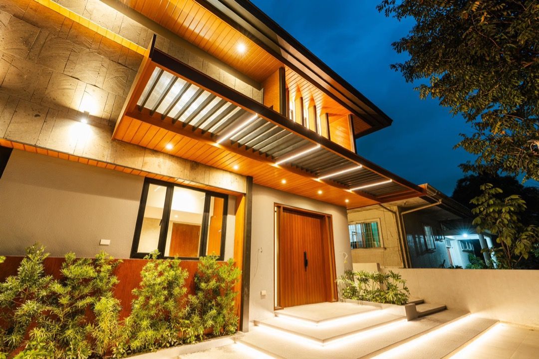 BRAND NEW 5BR HOUSE WITH POOL IN CAPITOL HOMES QC (near Vista Real ...