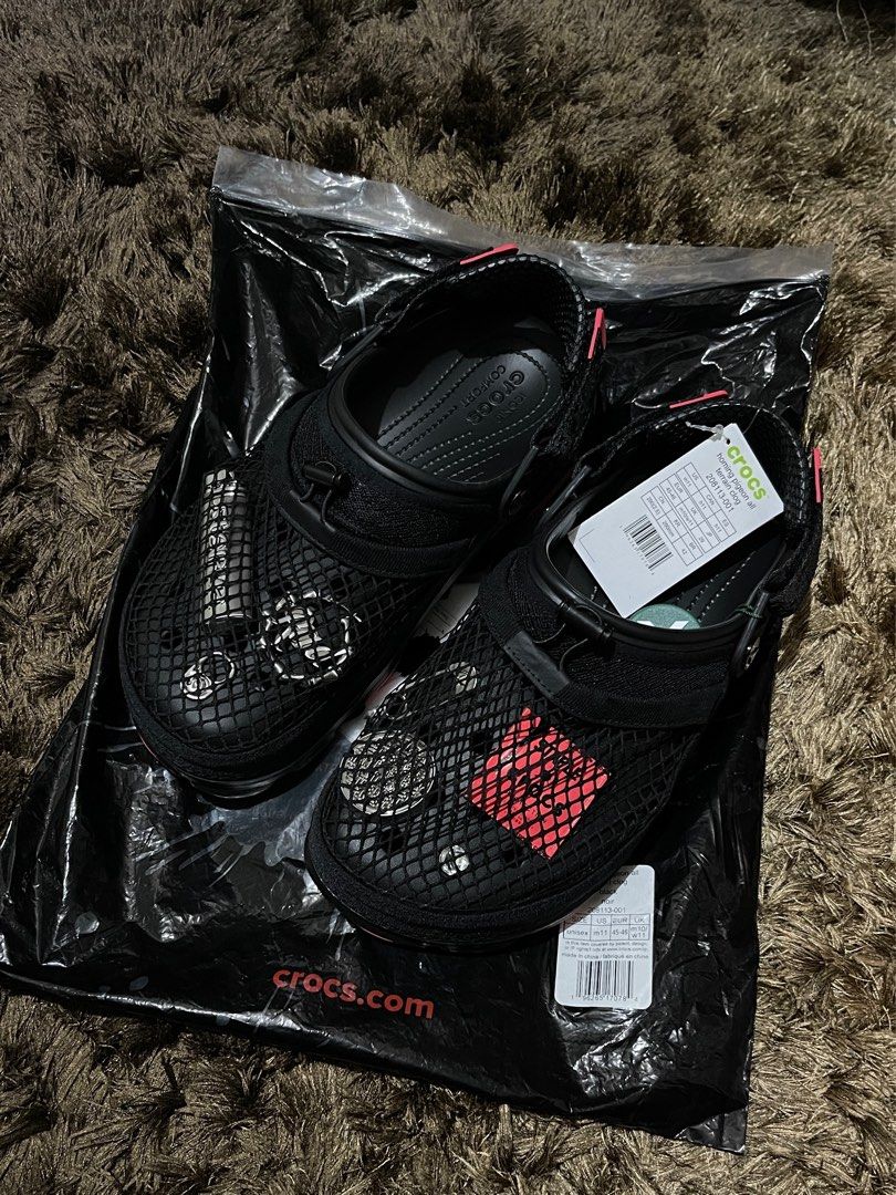 Crocs x Staple Pigeon, Men's Fashion, Footwear, Slippers & Slides on ...