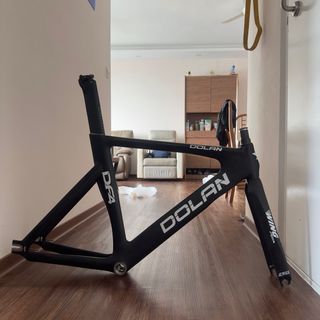 Dosnoventa seoul track frameset, Sports Equipment, Bicycles & Parts ...