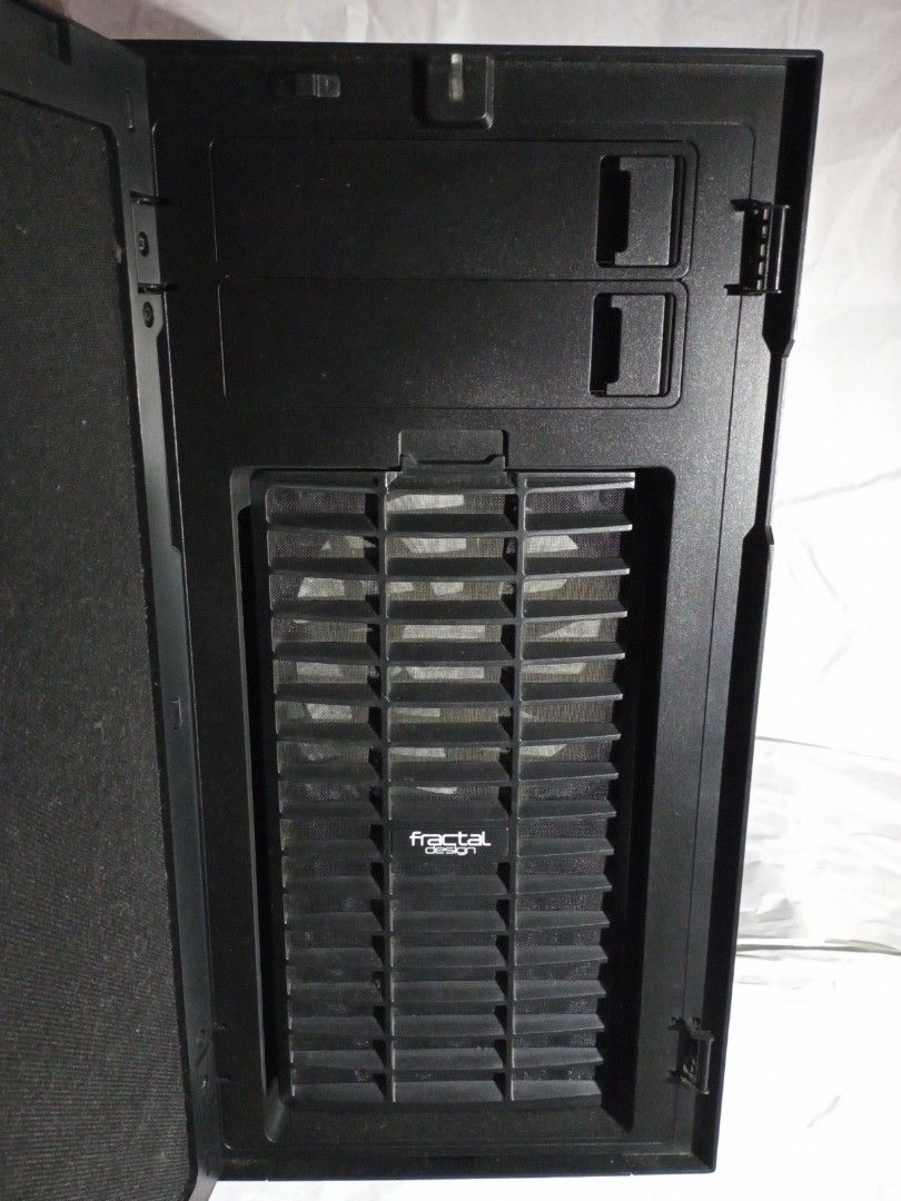 Fractal design Define R5 Casing, Computers & Tech, Desktops on Carousell