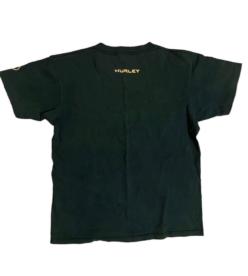 Hurley Center Logo Made is usa, Men's Fashion, Activewear on Carousell