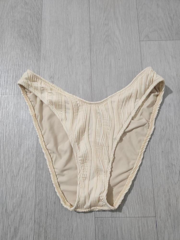 Sew Local Mia with Ring and Darcy mid cut (below belly button), Women's ...