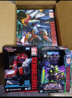 Transformers Legacy Evolution Tow-Line, Hobbies & Toys, Toys & Games on Carousell