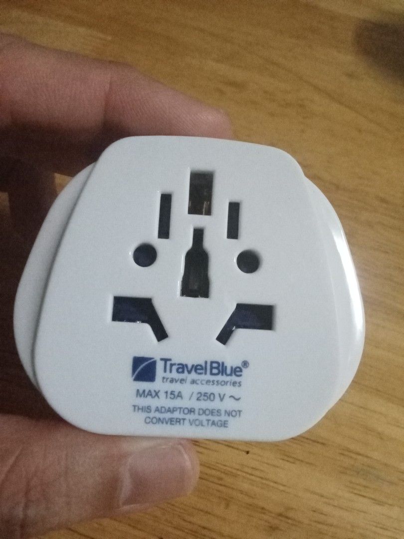 Travel Adapters ( travel blue ), Computers & Tech, Parts & Accessories ...