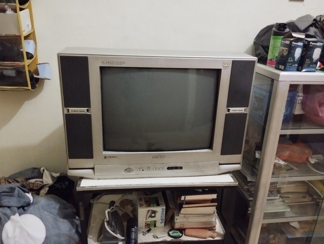 TV tabung sharp layar 16 inch, Elektronik, TV & Perlengkapan Hiburan di ...