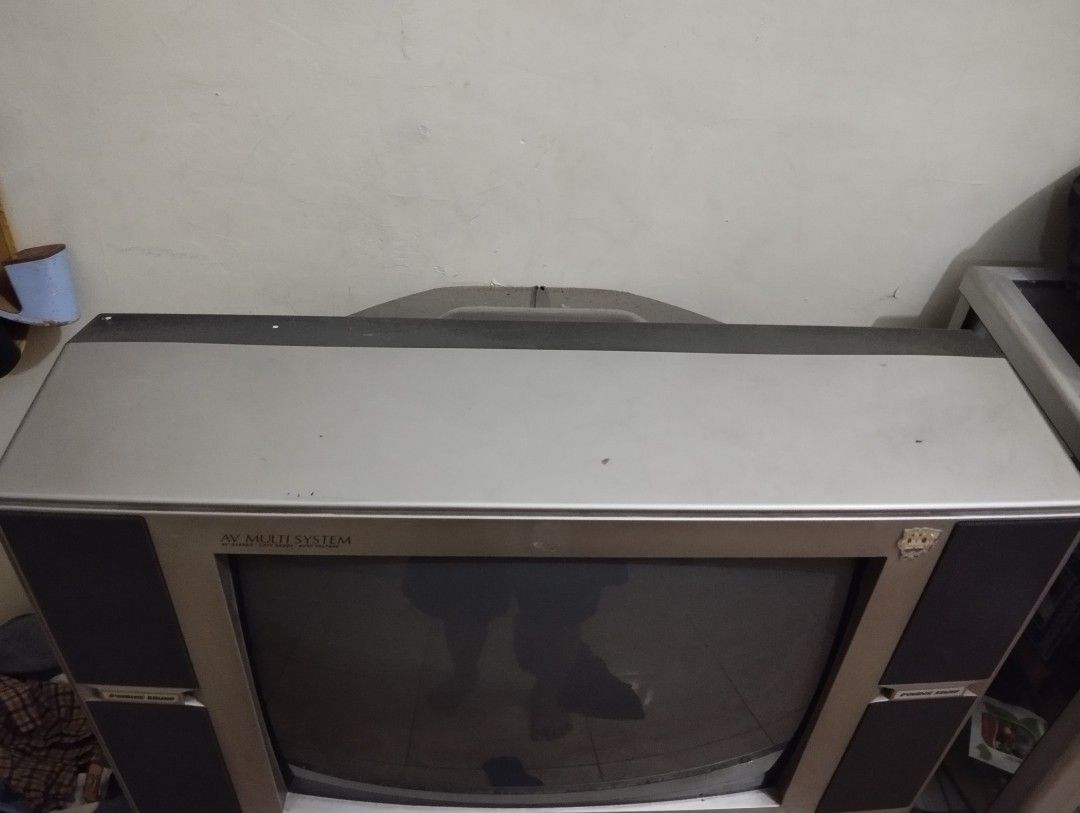 TV tabung sharp layar 16 inch, Elektronik, TV & Perlengkapan Hiburan di ...