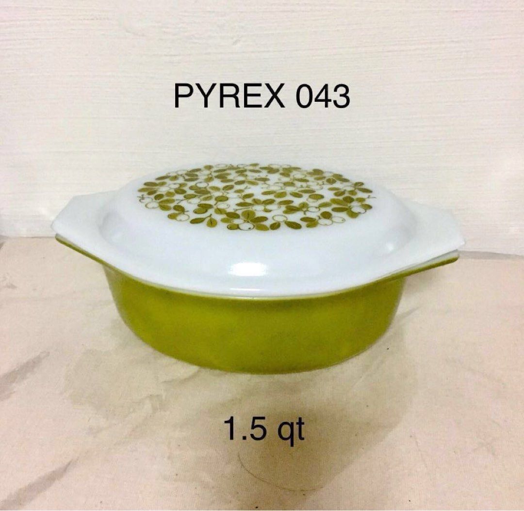 Vintage PYREX Oval Casserole Dish With Lid Greenish Yellow Berries ...