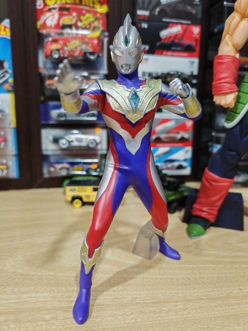 Banpresto Ultraman Trigger Statue, Hobbies & Toys, Toys & Games on ...