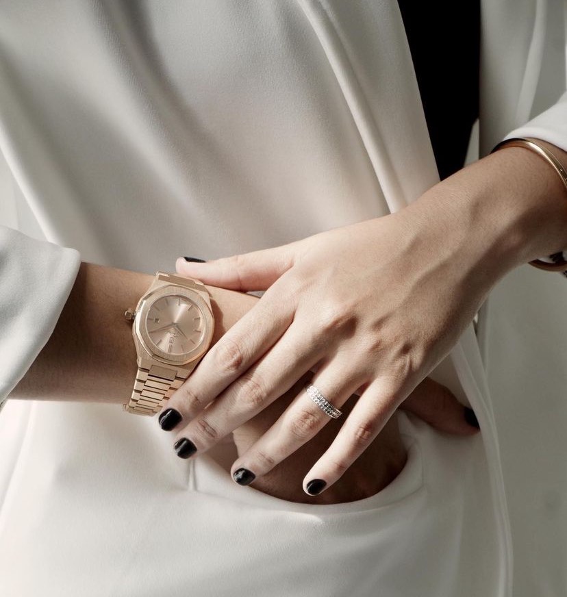 (Belum Dipakai, Barunya 820rb) - Palladium Femme Steel Gold by Parlent ...