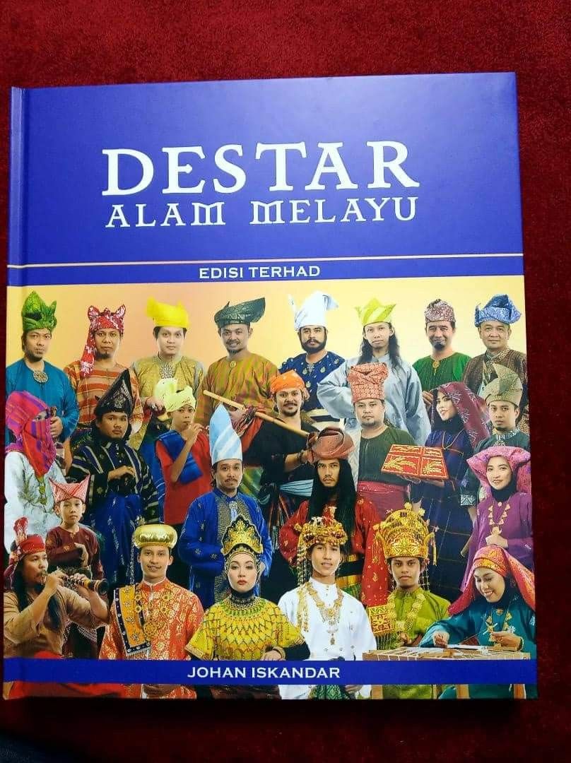 Buku Destar Alam Melayu (Edisi Terhad), Hobbies & Toys, Books ...