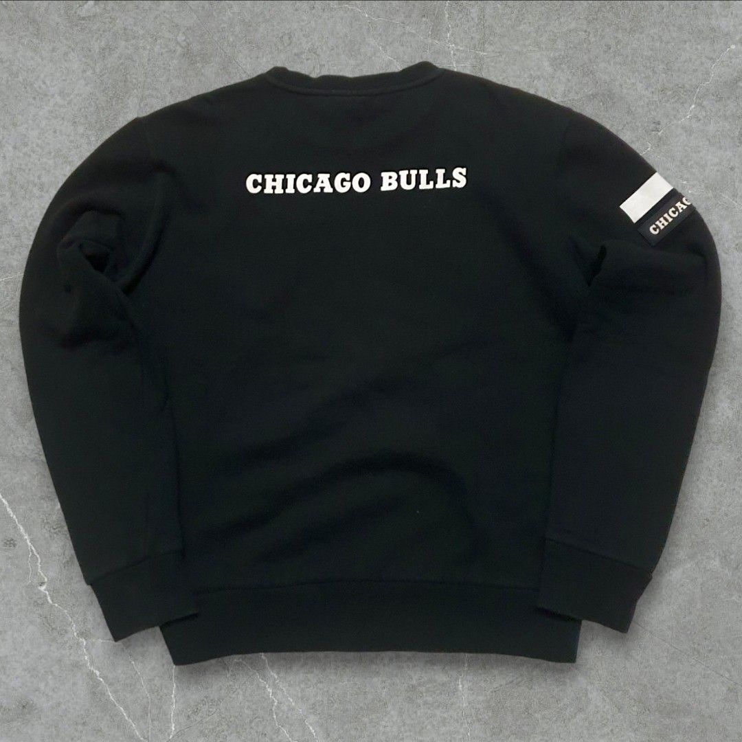 Crewneck CHICAGO BULLS Original NBA Logo Rubber 3D, Fesyen Pria ...