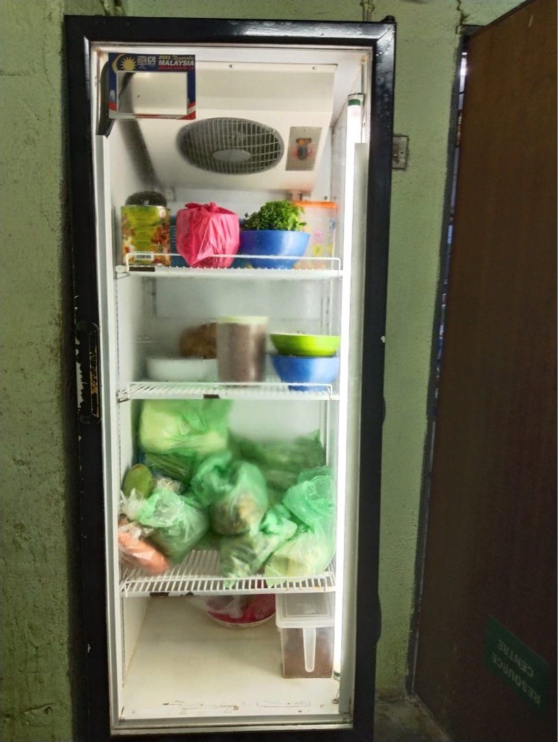 Freezer and Chiller to sell, TV & Home Appliances, Other Home ...