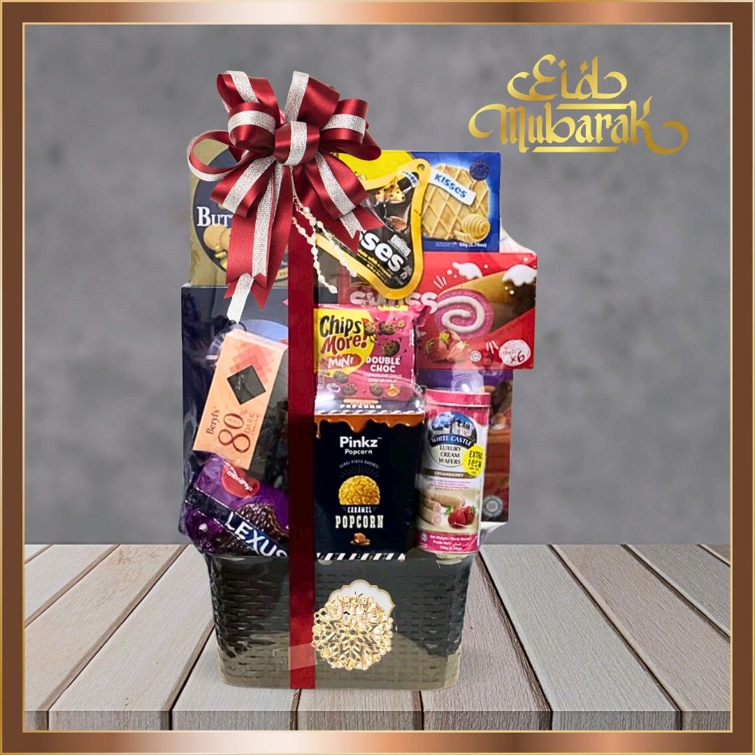 Hari Raya Food Hamper, Food & Drinks, Gift Baskets & Hampers on Carousell