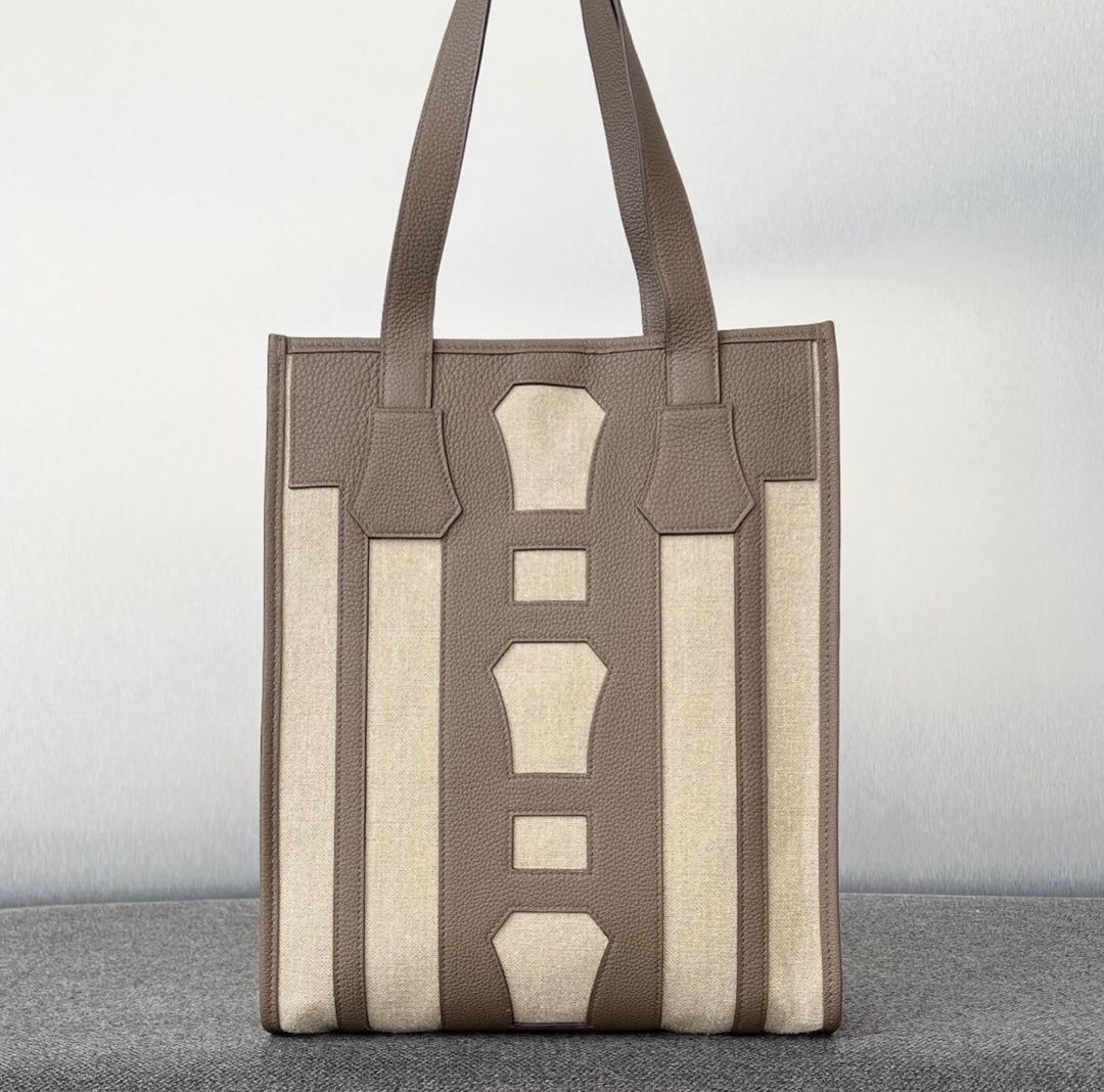 Hermes Petit H Skeleton Tote Etoupe Toile/Clemence, Luxury, Bags & Wallets on Carousell