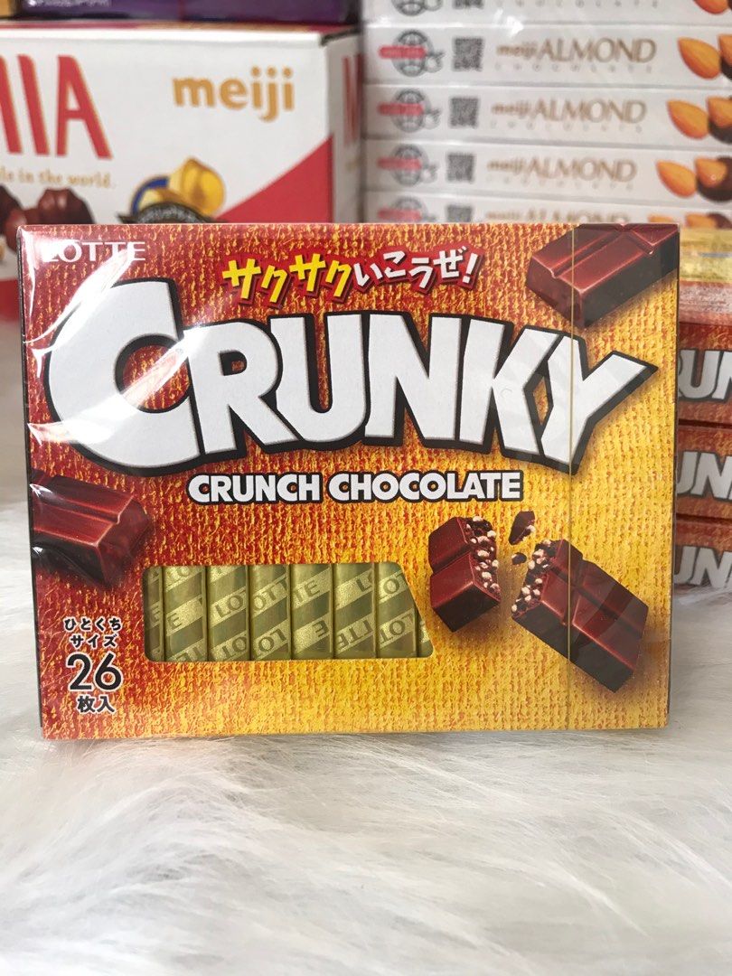 Lotte Crunky Crunch Chocolate (Japan), Food & Drinks, Other Food ...