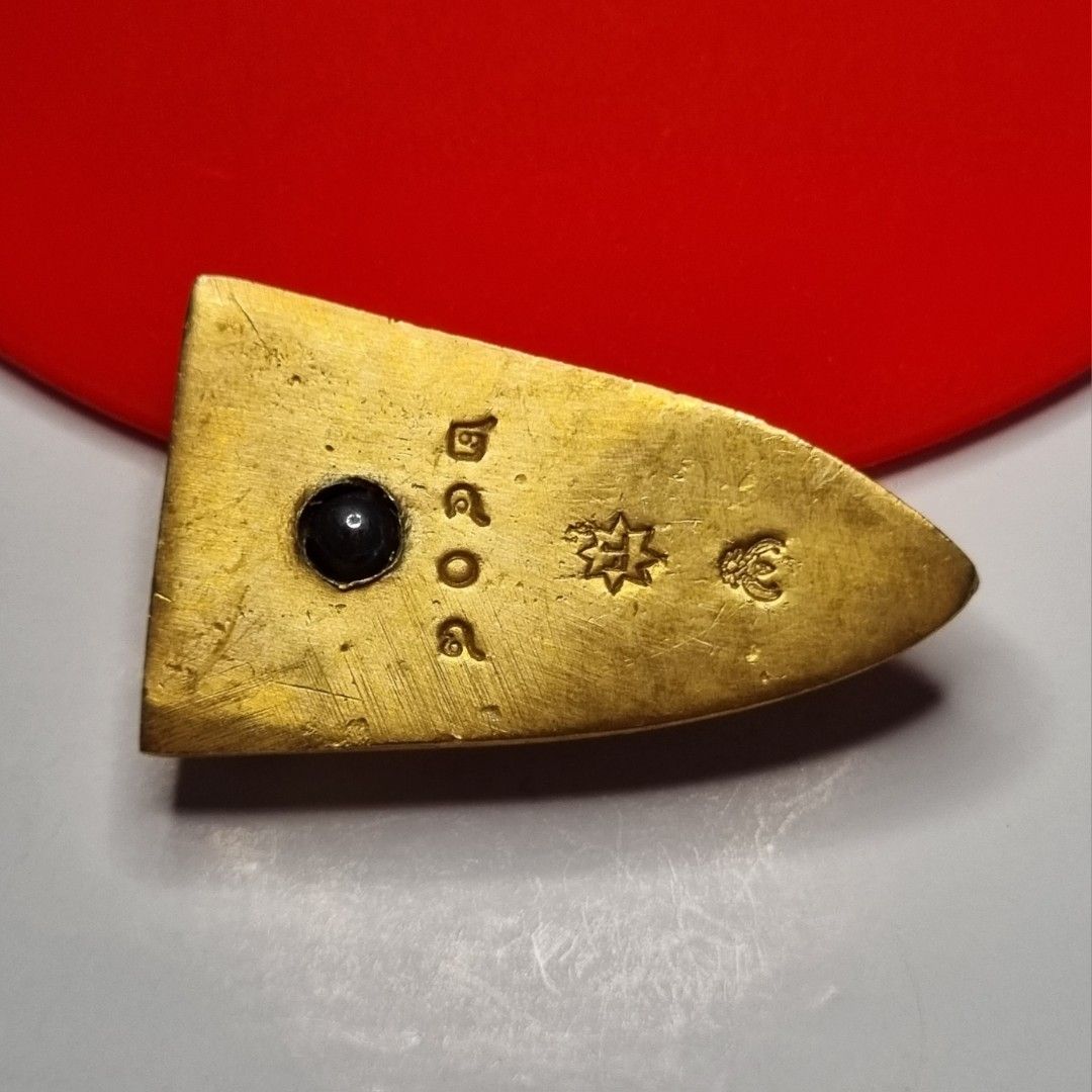 LP Thuad Gelai Thong with LekLai (Reserved Soon), Hobbies & Toys, Memorabilia & Collectibles ...