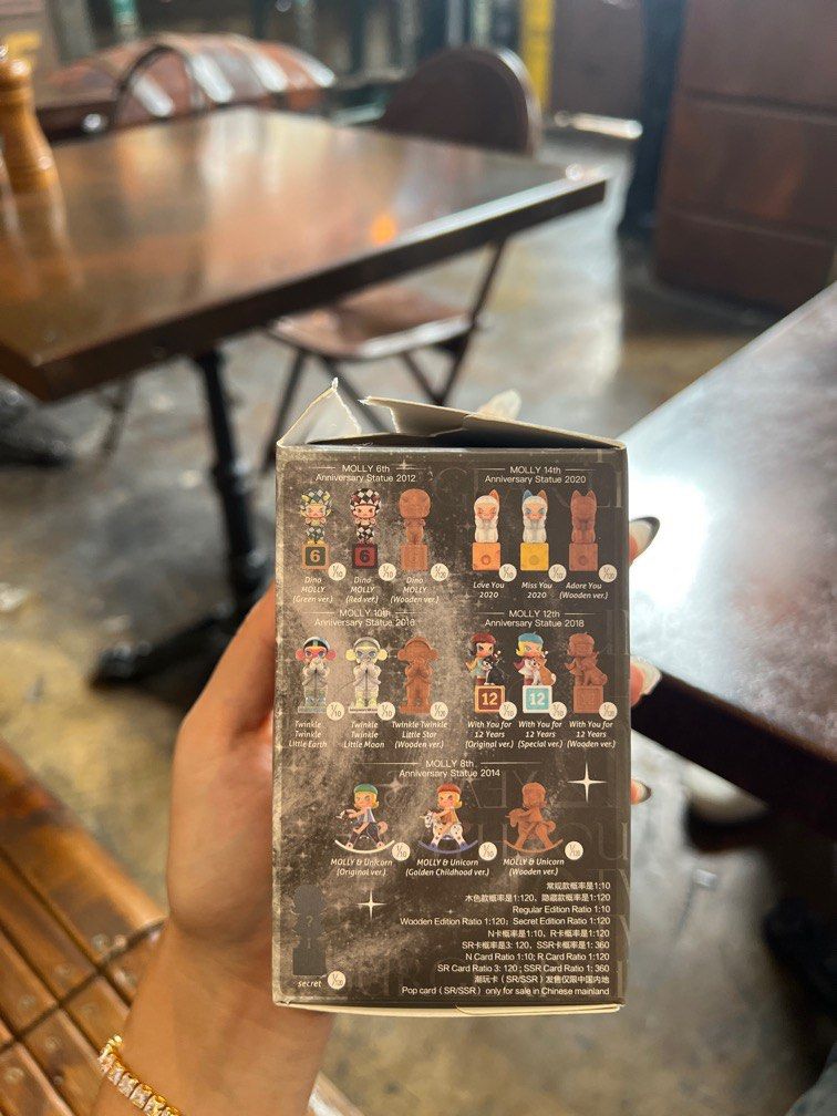 Molly 6th anniversary statue, Hobbies & Toys, Toys & Games on Carousell