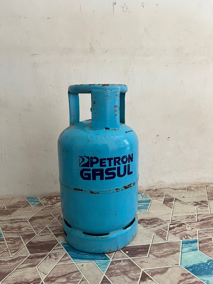 Petron Gasul Empty Tank, Furniture & Home Living, Office Furniture ...