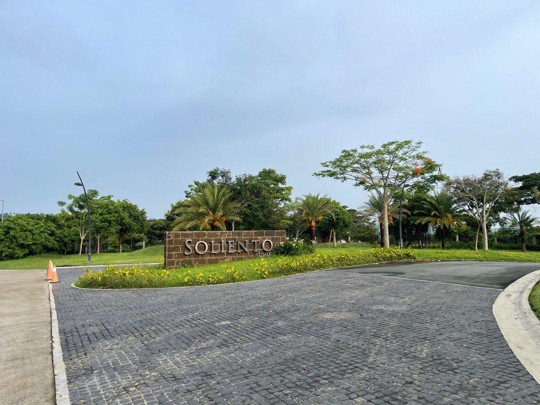 1080 SQM RESIDENTIAL LOT FOR SALEin Xavierville Subdivision across ...