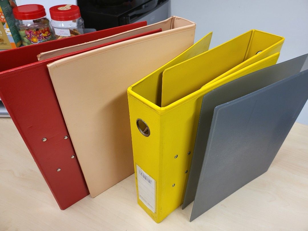 Ring files to give away. All relatively new., Hobbies & Toys ...