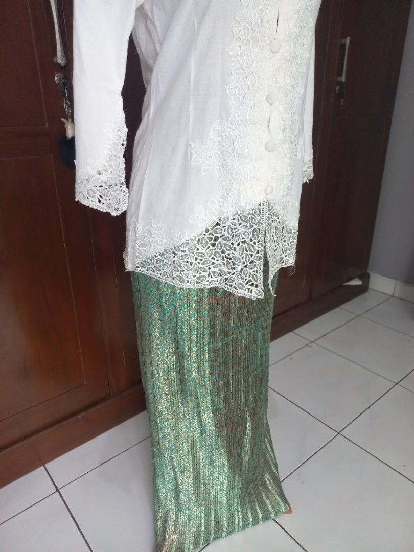 Rok kebaya plisket wisuda kondangan hajatan raya lebaran lamaran bridesmaid kartini, Fesyen ...
