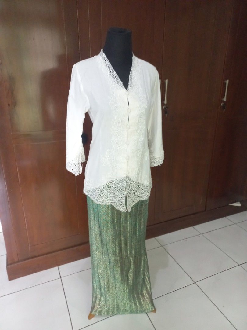 Rok kebaya plisket wisuda kondangan hajatan raya lebaran lamaran ...