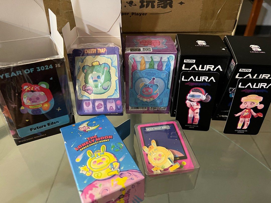 Shinwoo laura blindbox bnif, Hobbies & Toys, Toys & Games on Carousell