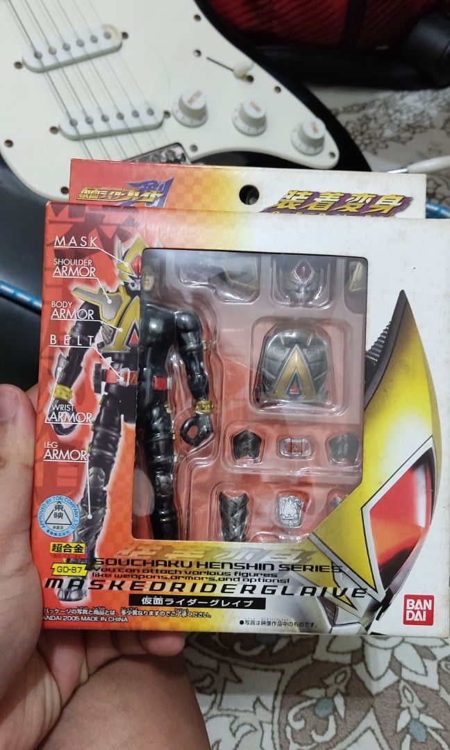 SHS KAMEN RIDER GLAIVE, Hobbies & Toys, Toys & Games on Carousell