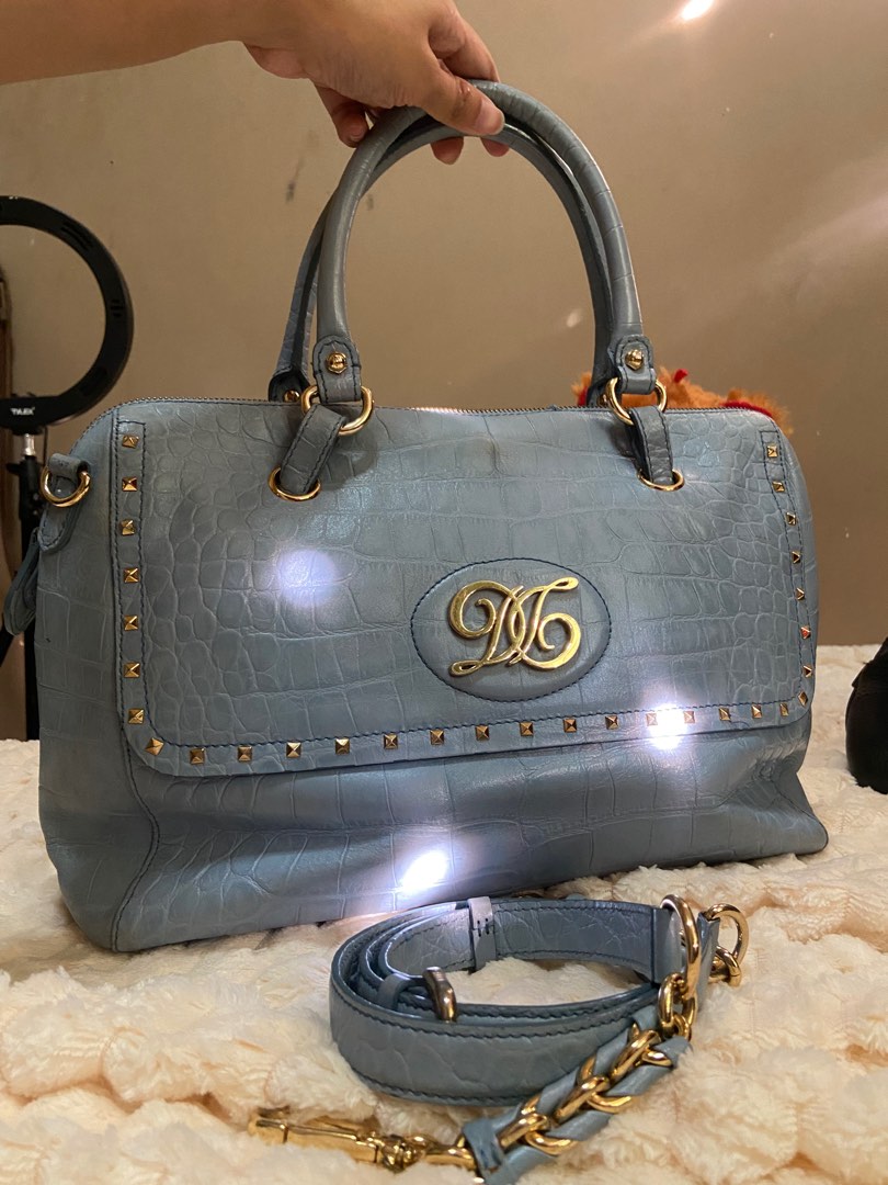 Authentic DAKS LONDON 2 way, Women's Fashion, Bags & Wallets, Cross-body Bags on Carousell