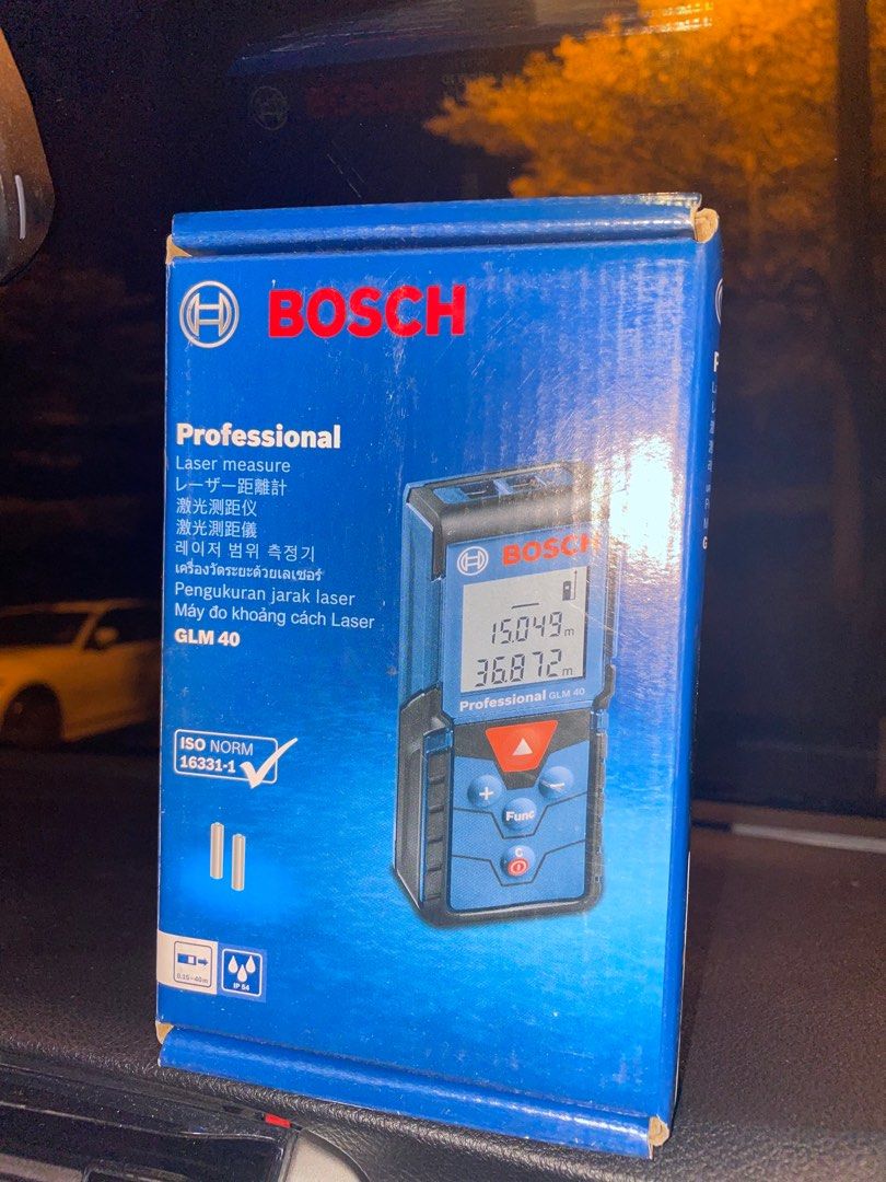 Laser Meter Bosch GLM 40, Furniture & Home Living, Home Improvement ...
