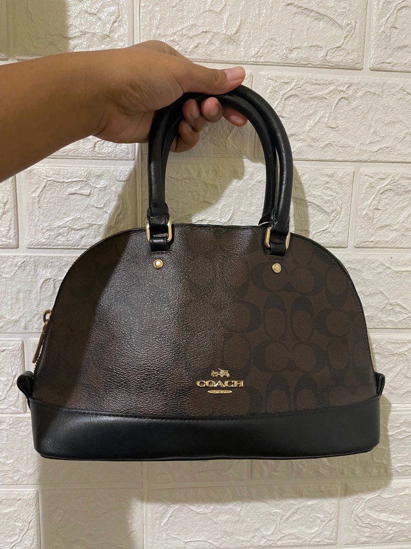 Coach Mini Sierra signature , Fesyen Wanita, Tas & Dompet di Carousell