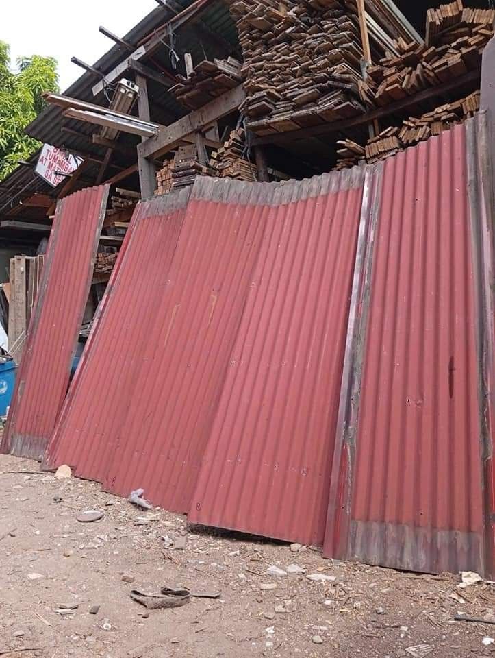 Corrugated Yero, Furniture & Home Living, Furniture, Other Home ...