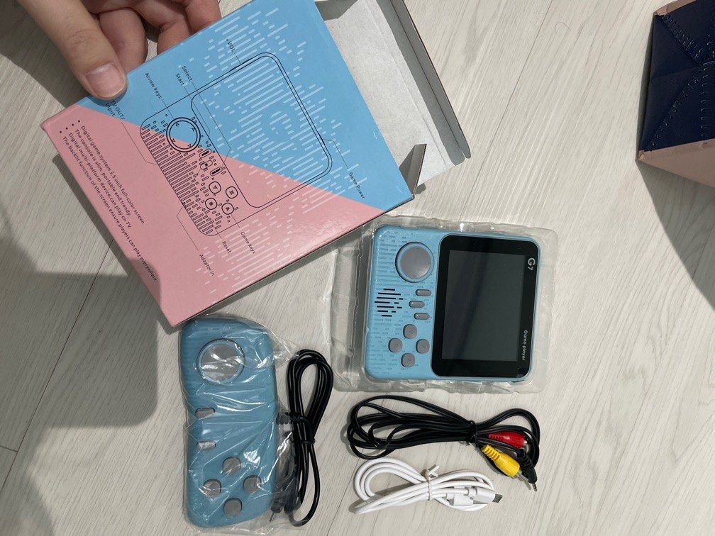 Game Box G7 Vintage Console Game, Hobbies & Toys, Toys & Games on Carousell