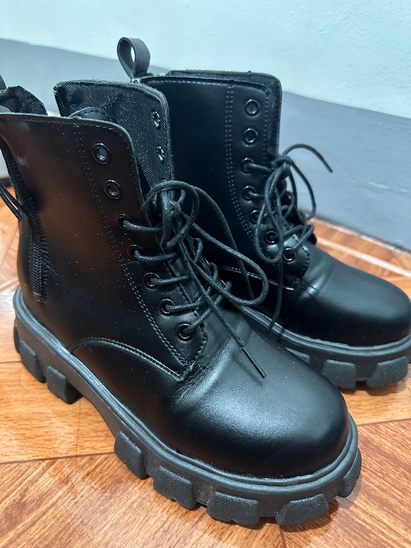 High cut boots, Women's Fashion, Footwear, Boots on Carousell