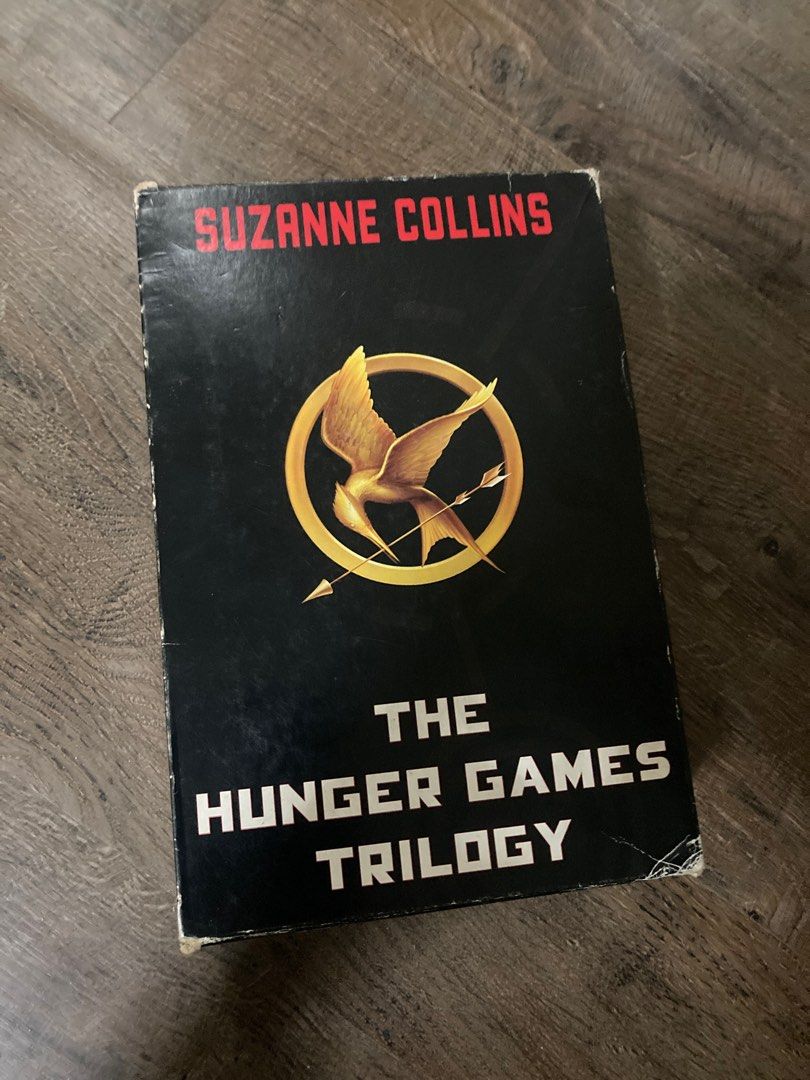Hunger Games Trilogy, Hobbies & Toys, Books & Magazines, Fiction & Non ...