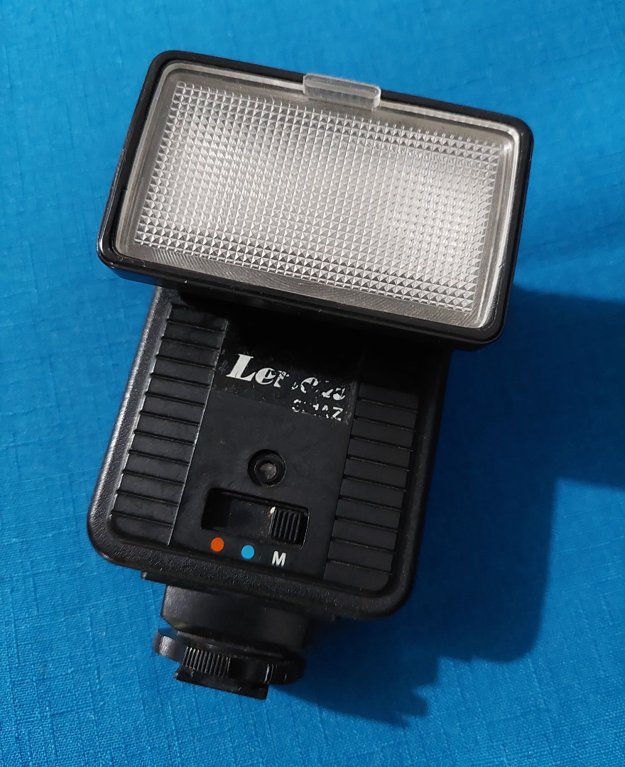 manual flash / speedlight, Photography, Lens & Kits on Carousell