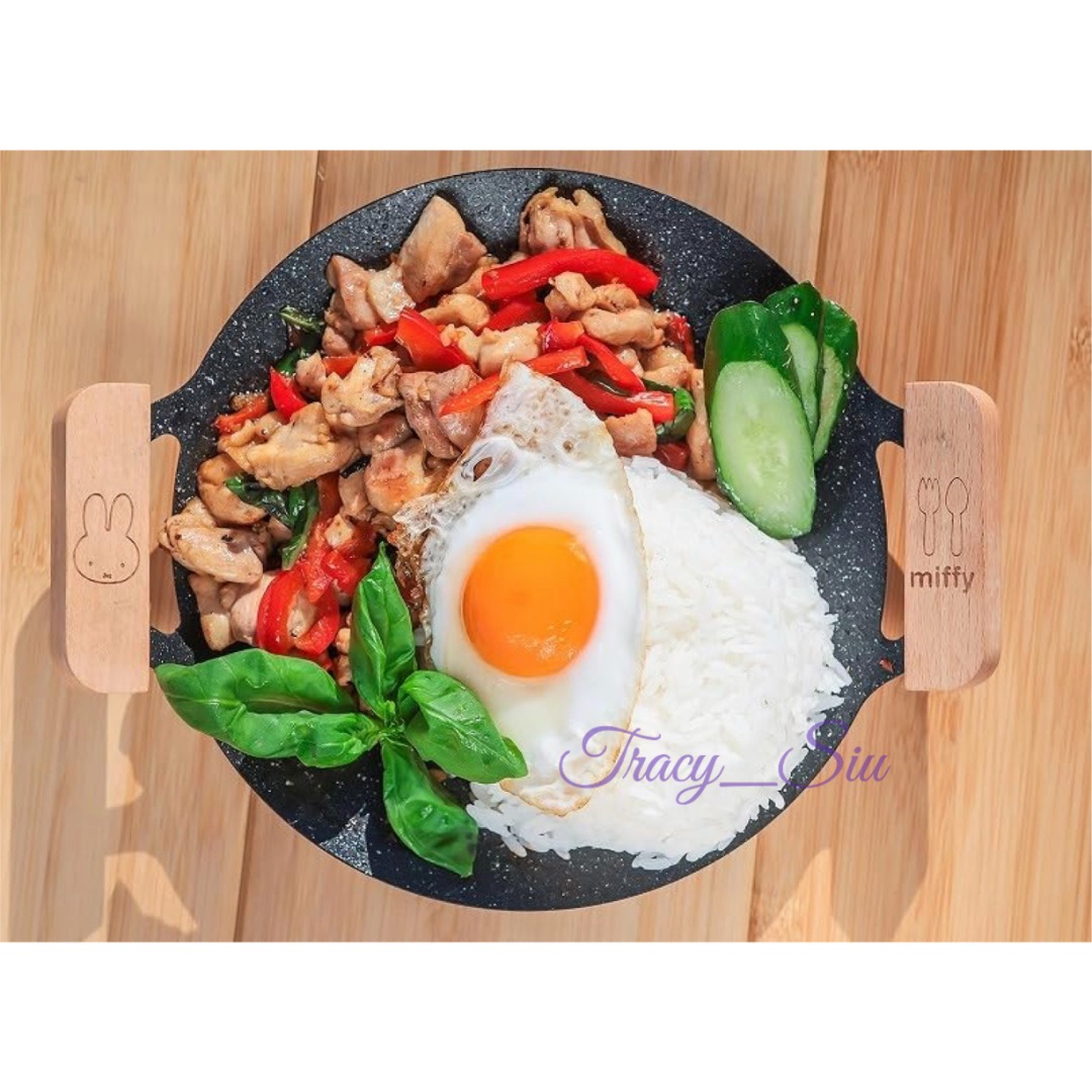 MonoMaster 2024年5月號 特別版 日本雜誌 附錄 Miffy 米菲兔camping 戶外露營 迷你燒烤鐡板煎鍋 盒裝書, 運動產品, 行山及露營 - Carousell