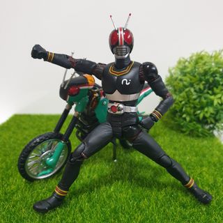 S.H.Figuarts SHF Kamen Rider Zero Zero One, MetalCluster Hopper ...