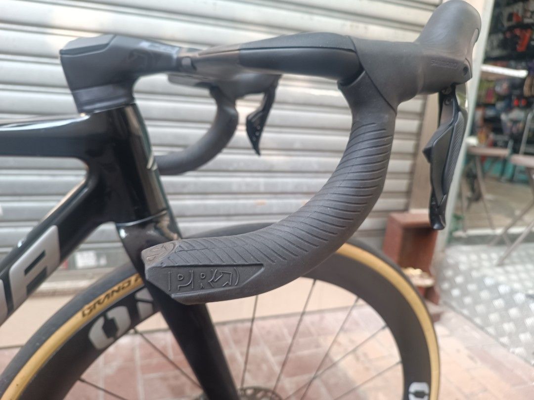Shimano Pro Vibe Evo Handlebar 一體把, 運動產品, 單車及配件, 單車 - Carousell