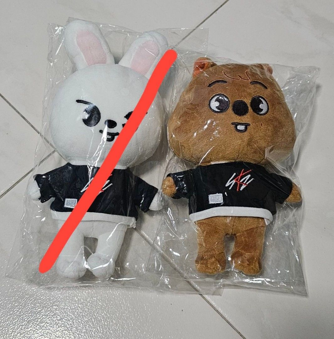 Stray Kids official Skzoo Leebit Quokka, Hobbies & Toys, Memorabilia ...