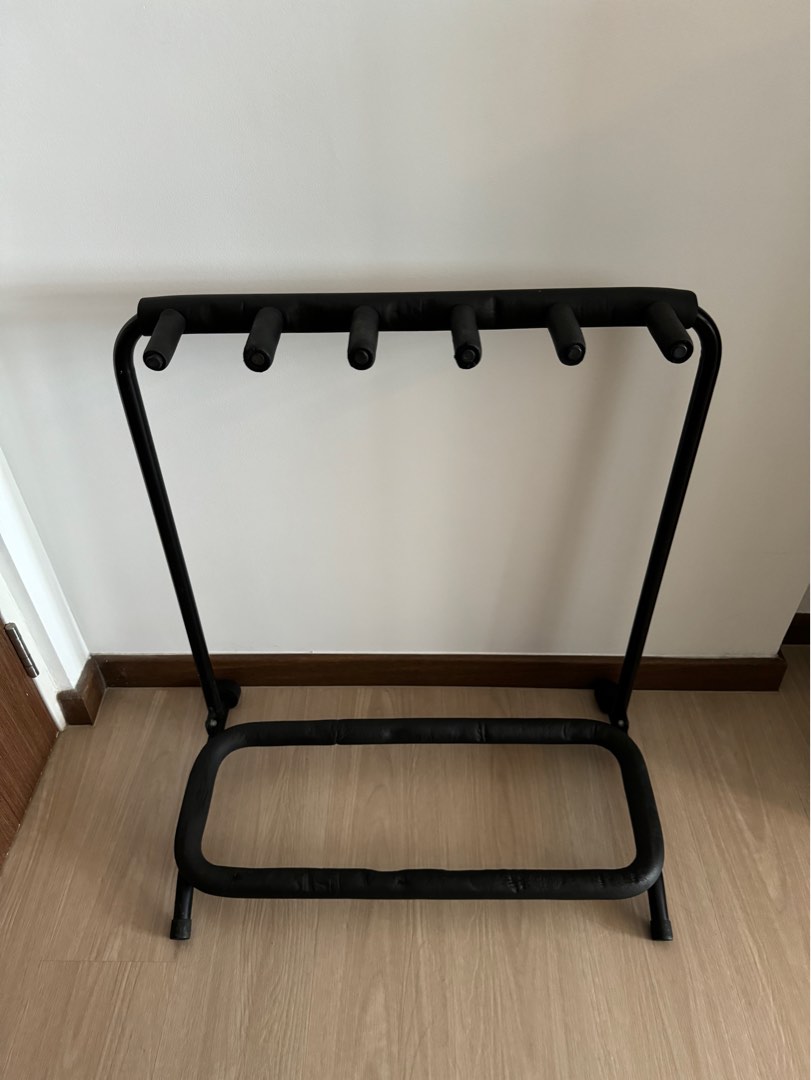 Used Rockstand by Warwick rack for 5 electric guitars/basses, Hobbies ...