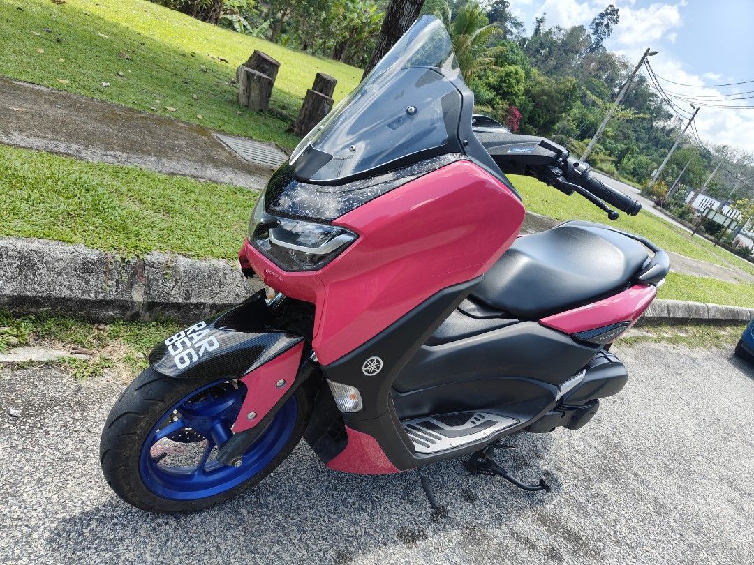 Yamaha Nmax V2 Pink Pink, Motorbikes on Carousell