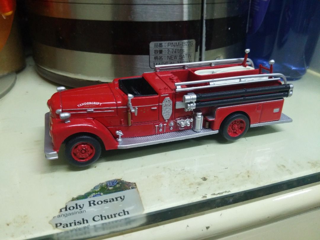 1/64 Die-cast replica fire engine / fire truck, Commercial & Industrial ...