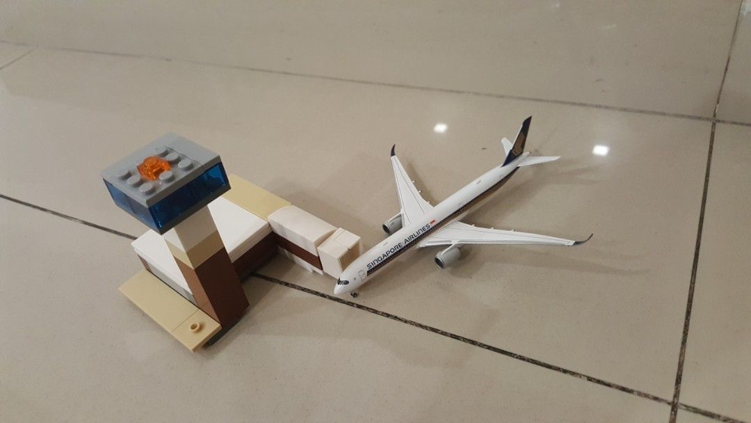 Airport mini for airplane model, Hobbies & Toys, Toys & Games on Carousell